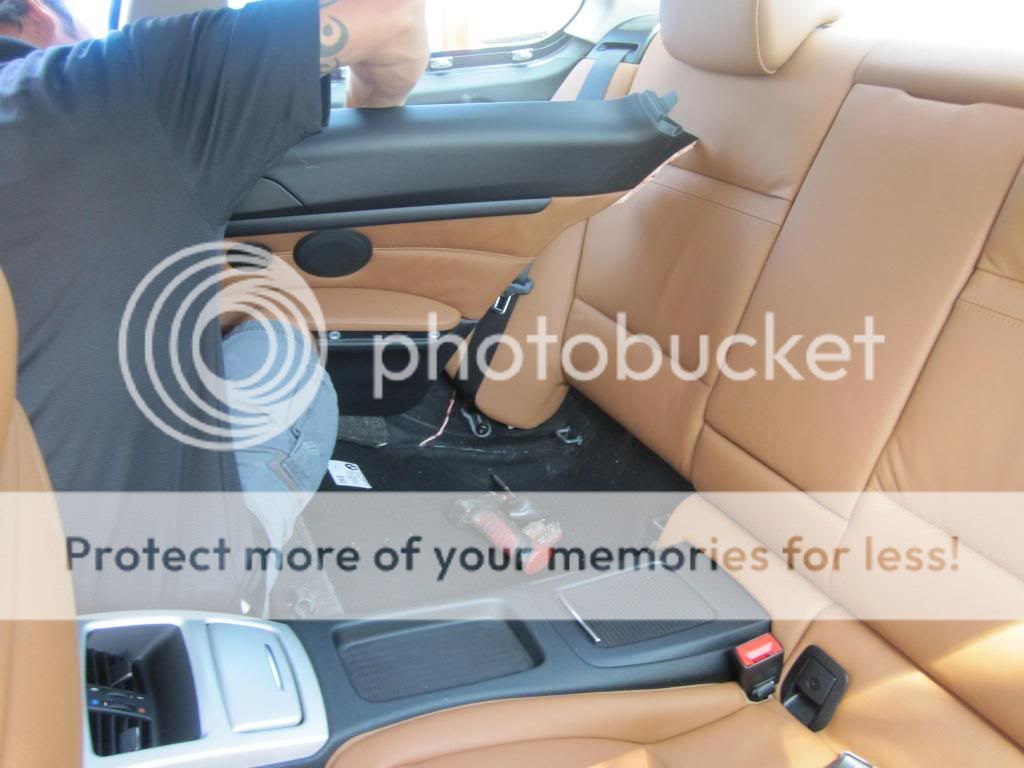 E92 Seat Belt Assist Butler Jam | BimmerFest BMW Forum